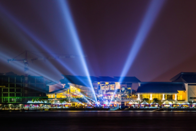 Searchlight to close Fund II on boosted $1.9 bln cap