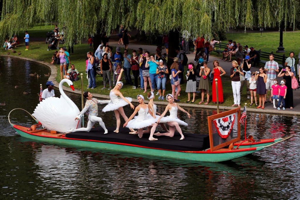 Monitor Clipper mulls options for older funds