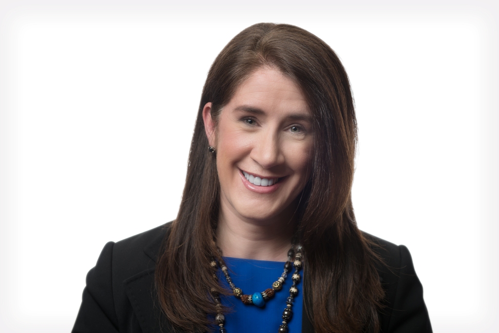 Five Questions with Kristin Mugford, Harvard lecturer, mentor to women ...