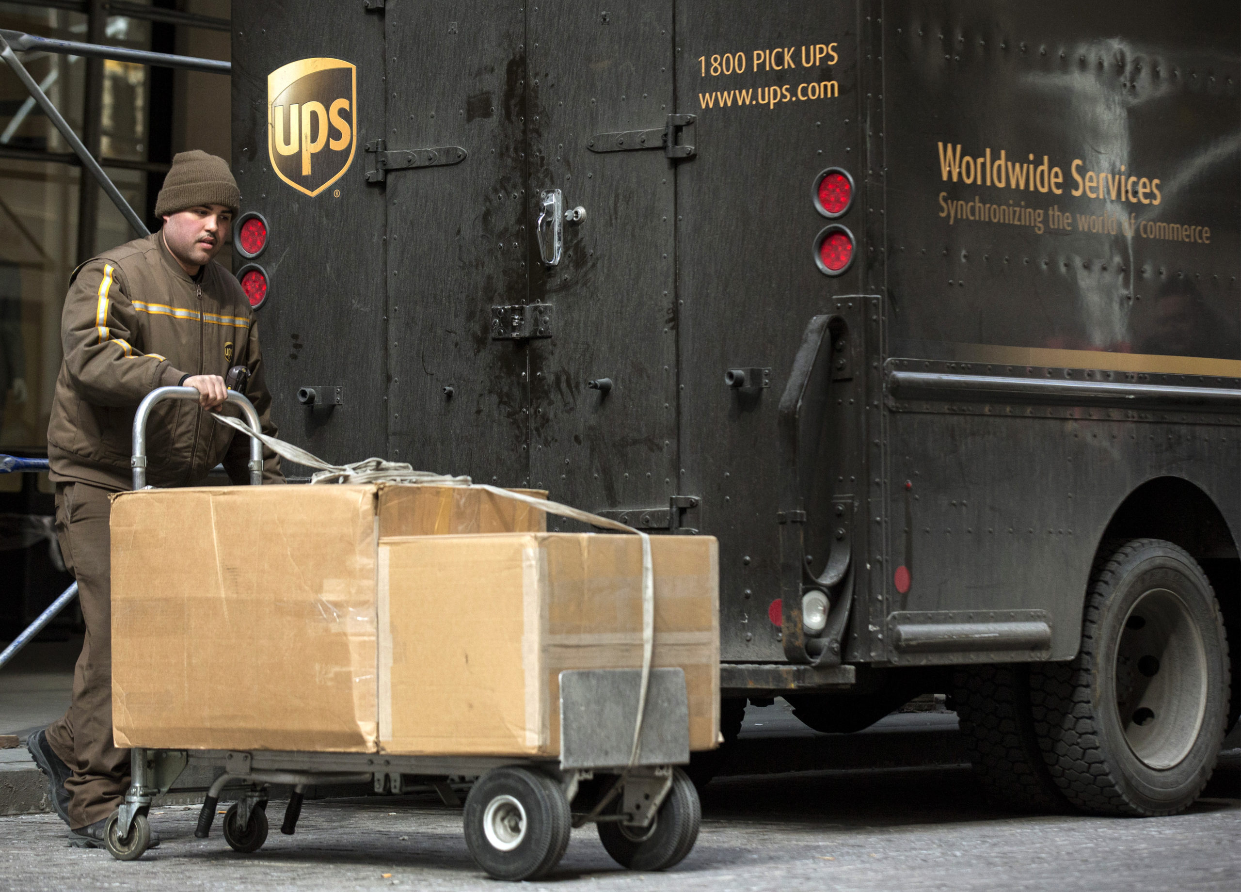 UPS plans to launch co-investment program